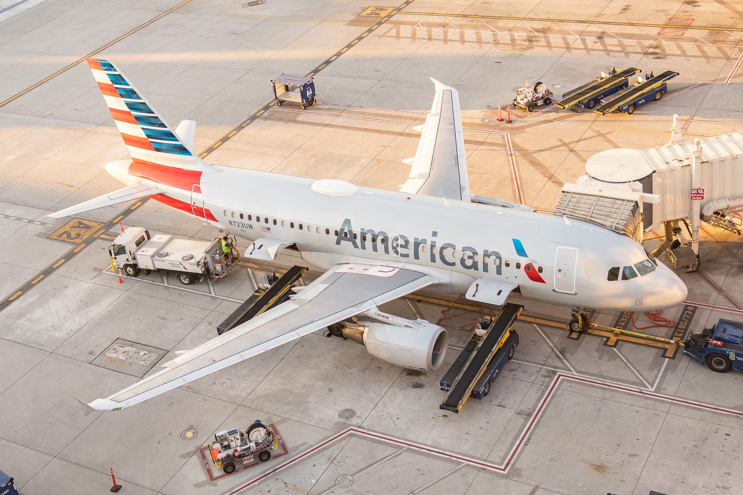 15 Tips When Flying With American Airlines